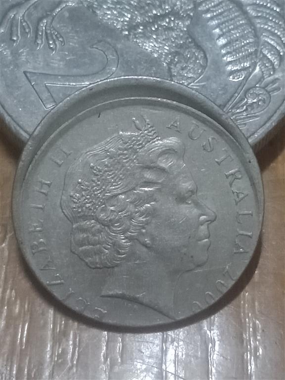 Another Broadstrike ,2000 5cent This Time. - Coin Community Forum